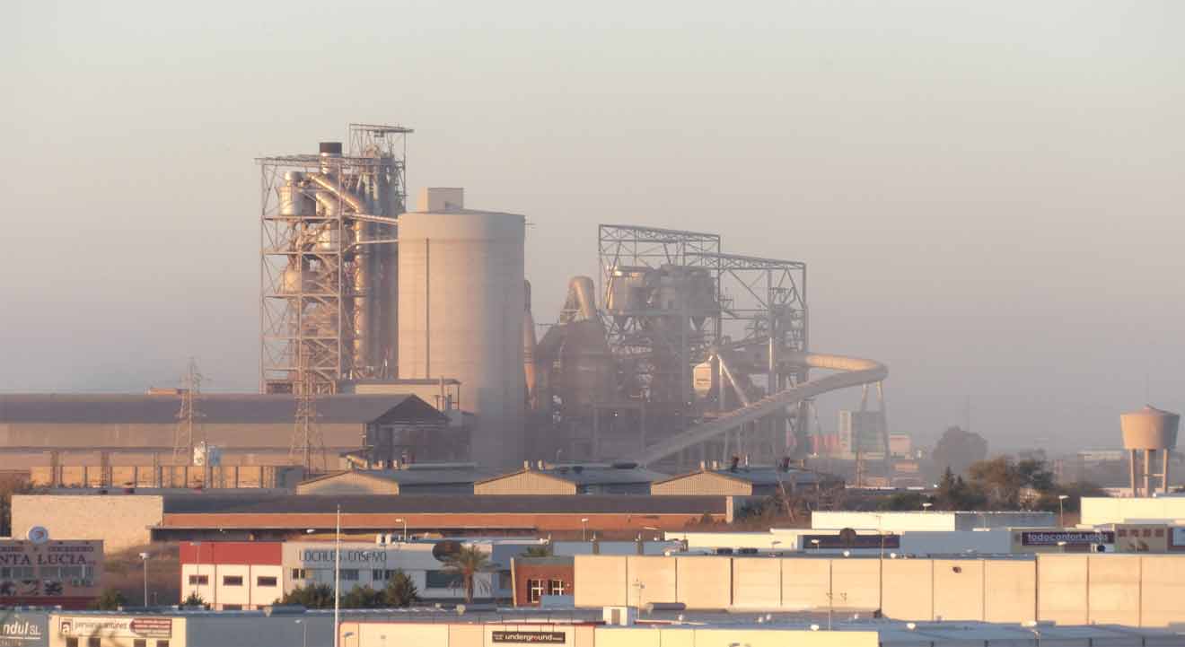 La cementera ya cuenta con la Declaración de Impacto Ambiental para ...