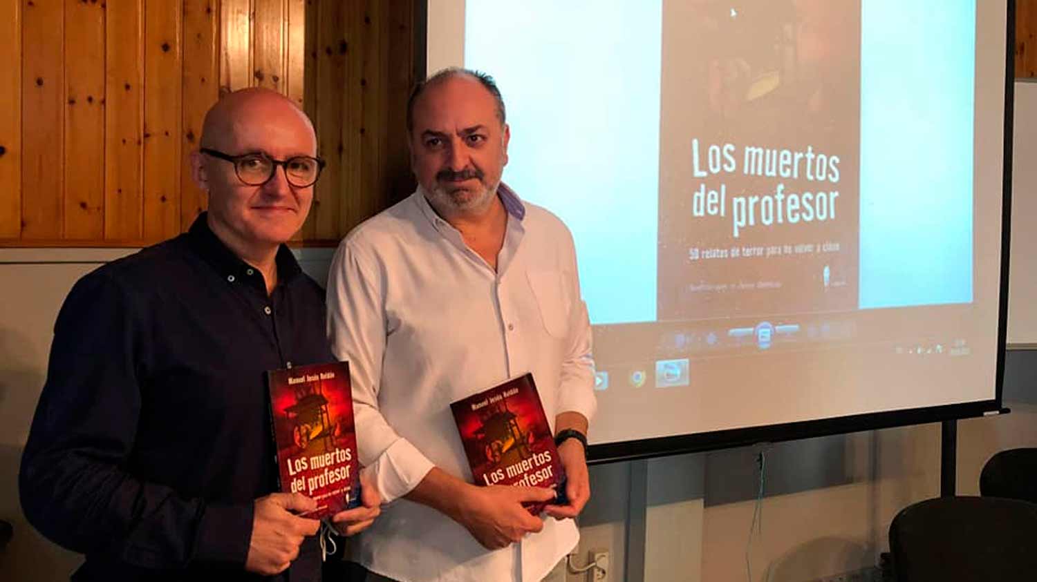 Javier Hermida y Manuel Jesús Roldán presentan su libro en el IES Albero