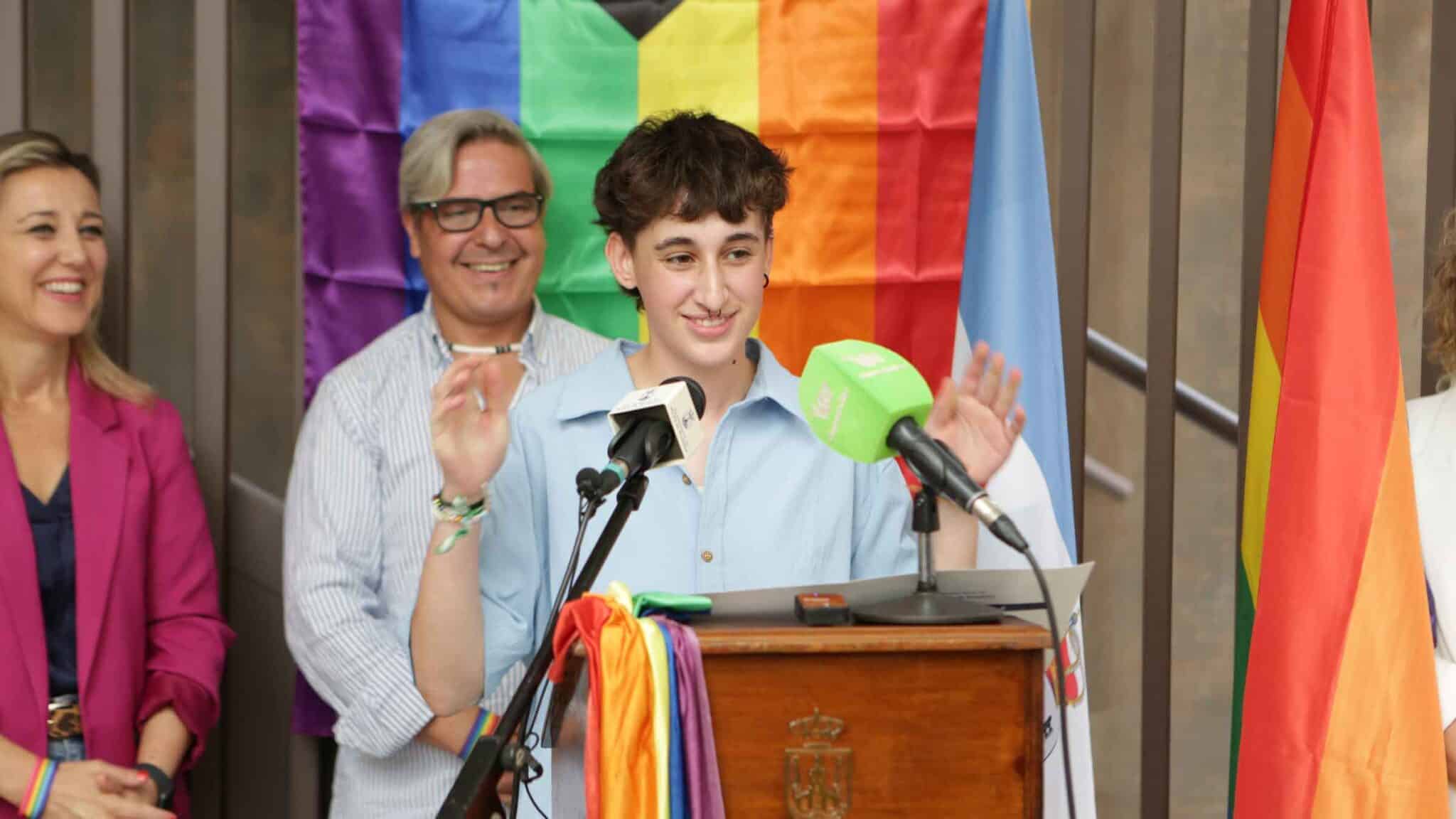 Clay: «Tenía miedo al rechazo y hoy me quieren más que nunca»