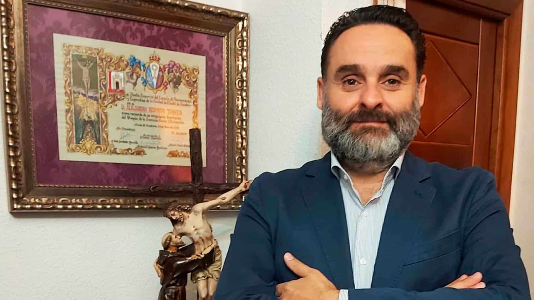 Alejandro Redondo pintará el cartel de la Semana Santa 2025 | La Voz de ...